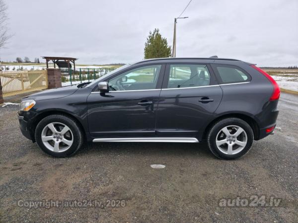 Pelēks Volvo XC60 2012 Paide, ar dzinēja tilpumu 2.40 L un nobraukumu 201 tūkst. km par 11800 €, foto 8 vietnē AUTOMOTO.COM.LV