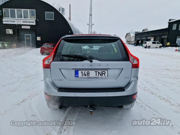 Pelēks Volvo XC60 2012 Tartu, ar dzinēja tilpumu 2.00 L un nobraukumu 349 tūkst. km par 7000 €, foto 3 vietnē AUTOMOTO.COM.LV