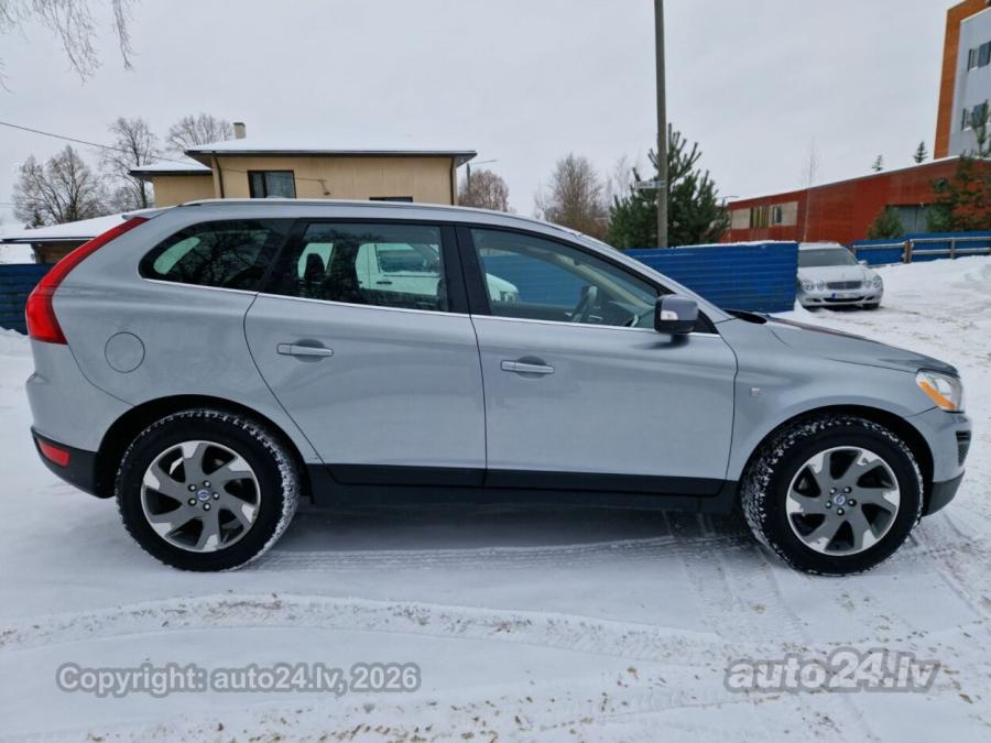 Grey Volvo XC60 2012 in Tartu, with an engine capacity of 2.00 L and mileage of 349 thousand km for 7000 €, photo 8 on AUTOMOTO.COM.LV