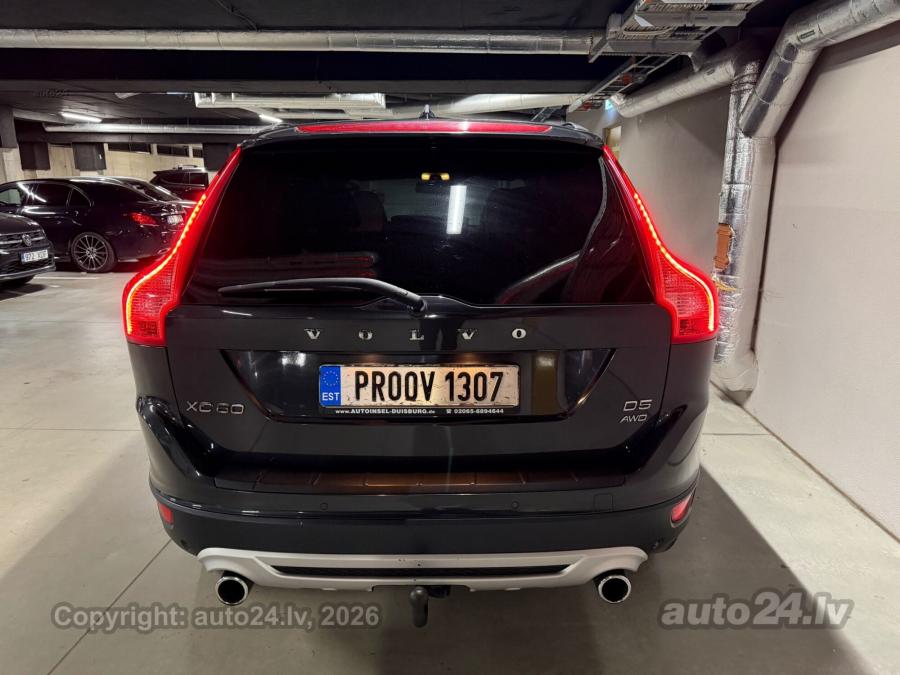 Pelēks Volvo XC60 2012 Tallina, ar dzinēja tilpumu 2.40 L un nobraukumu 246 tūkst. km par 9990 €, foto 7 vietnē AUTOMOTO.COM.LV
