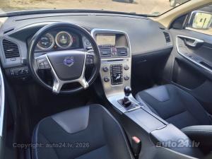 Grey Volvo XC60 2012 in Paide, with an engine capacity of 2.00 L and mileage of 250 thousand km for 7990 €, photo 19 on AUTOMOTO.COM.LV