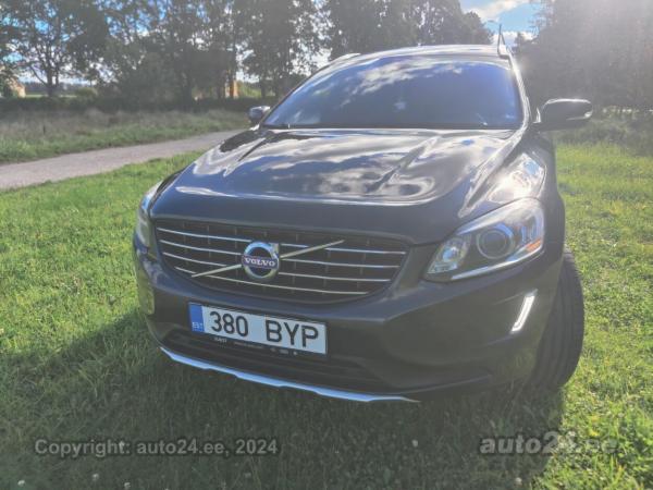 Pelēks Volvo XC60 2014 Tallina, ar dzinēja tilpumu 2.40 L un nobraukumu 260 tūkst. km par 12700 €, foto 11 vietnē AUTOMOTO.COM.LV