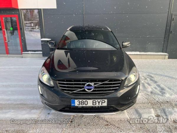 Grey Volvo XC60 2014 in Tallinn, with an engine capacity of 2.40 L and mileage of 265 thousand km for 12990 €, photo 2 on AUTOMOTO.COM.LV