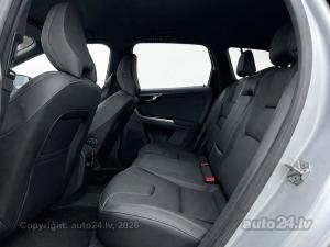 Pelēks Volvo XC60 2014 Pērnava, ar dzinēja tilpumu 2.40 L un nobraukumu 167 tūkst. km par 15990 €, foto 10 vietnē AUTOMOTO.COM.LV