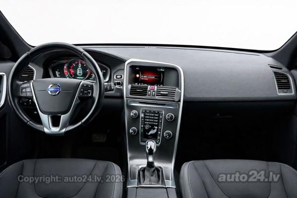 Grey Volvo XC60 2014 in Parnu, with an engine capacity of 2.40 L and mileage of 167 thousand km for 15990 €, photo 11 on AUTOMOTO.COM.LV