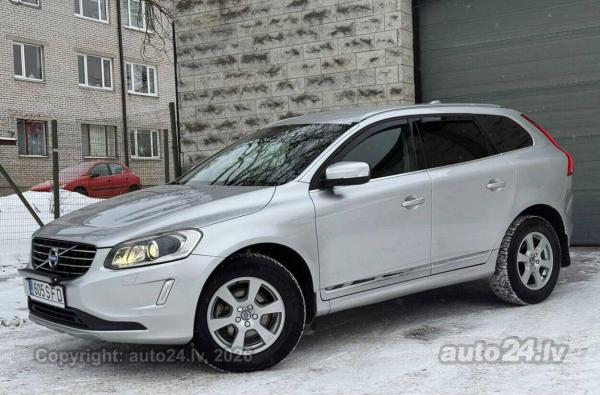 Grey Volvo XC60 2015 in Tallinn, with an engine capacity of 2.00 L and mileage of 241 thousand km for 13500 €, photo 2 on AUTOMOTO.COM.LV