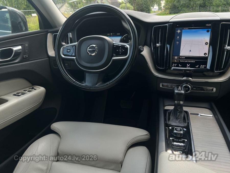 Pelēks Volvo XC60 2017 Pērnava, ar dzinēja tilpumu 2.00 L un nobraukumu 228 tūkst. km par 21900 €, foto 9 vietnē AUTOMOTO.COM.LV