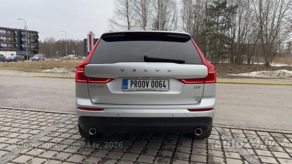 Grey Volvo XC60 2018 in Tallinn, with an engine capacity of 2.00 L and mileage of 245 thousand km for 16990 €, photo 5 on AUTOMOTO.COM.LV