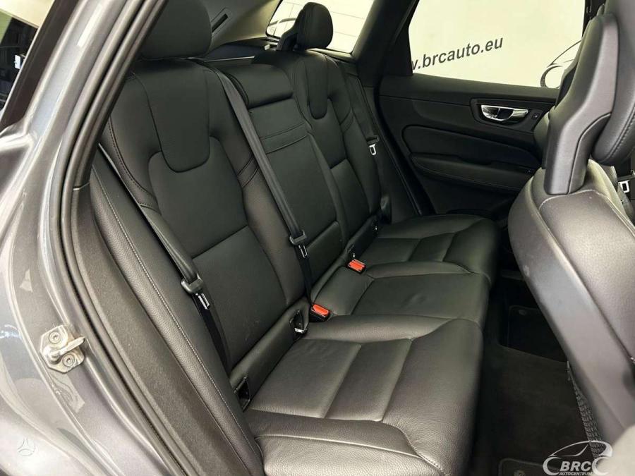 Grey Volvo XC60 2018 in Vilnius, with an engine capacity of 1.97 L and mileage of 249 thousand km for 23500 €, photo 11 on AUTOMOTO.COM.LV