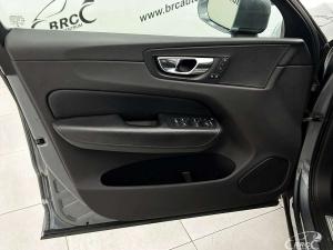 Grey Volvo XC60 2018 in Vilnius, with an engine capacity of 1.97 L and mileage of 249 thousand km for 23500 €, photo 13 on AUTOMOTO.COM.LV