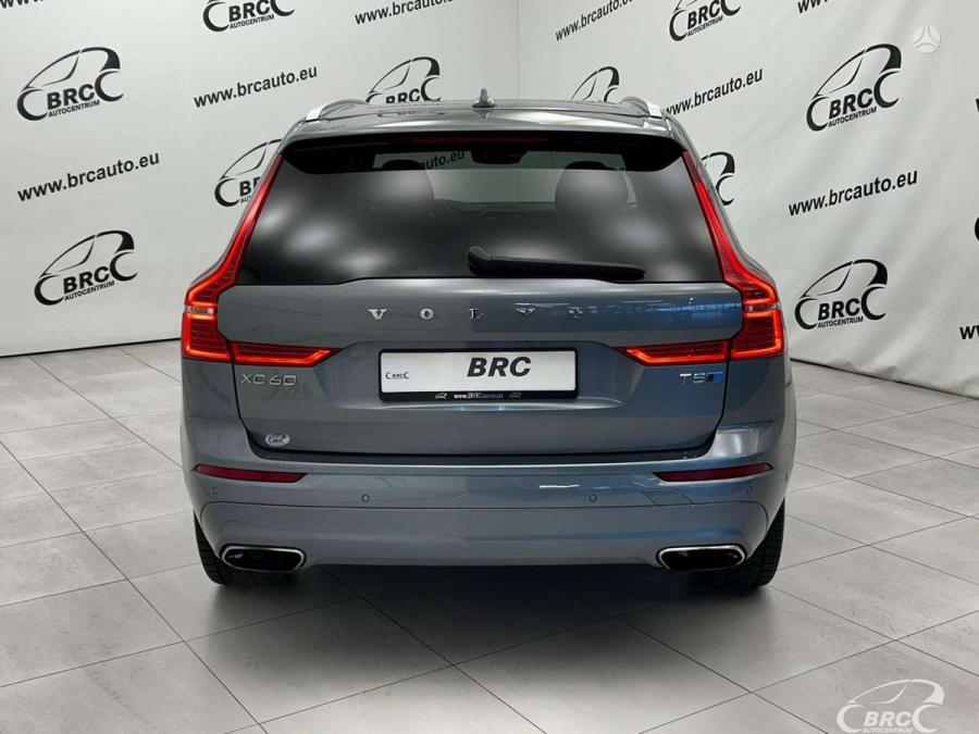 Grey Volvo XC60 2018 in Vilnius, with an engine capacity of 1.97 L and mileage of 249 thousand km for 23500 €, photo 27 on AUTOMOTO.COM.LV
