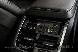 Pelēks Volvo XC60 2019 Tartu, ar dzinēja tilpumu 2.00 L un nobraukumu 152 tūkst. km par 26900 €, foto 20 vietnē AUTOMOTO.COM.LV