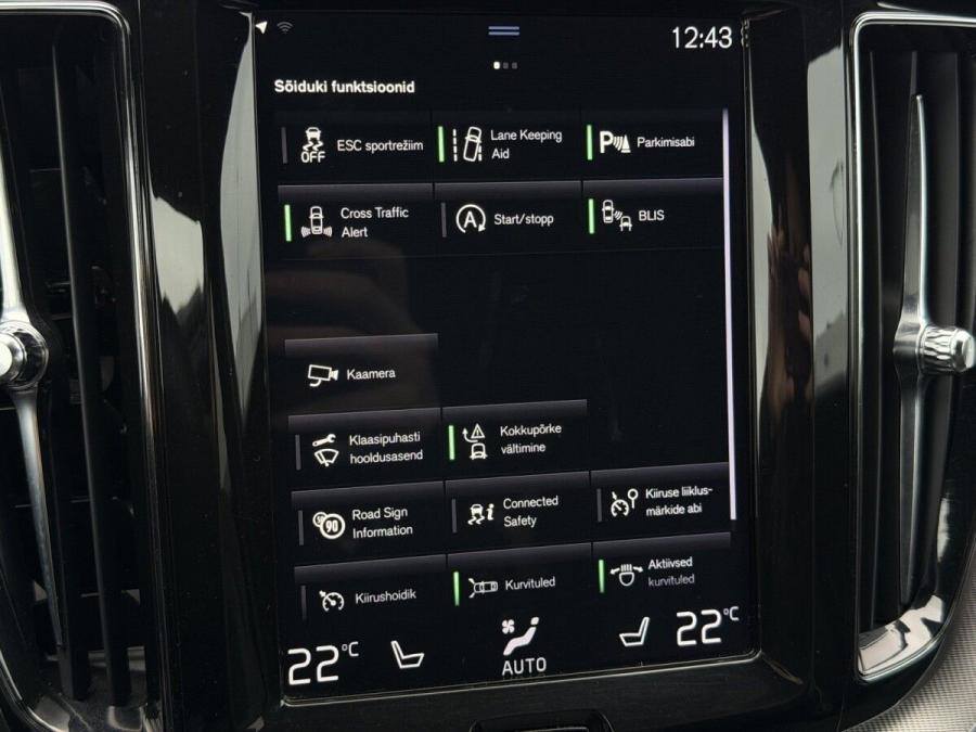 Pelēks Volvo XC60 2019 Pērnava, ar dzinēja tilpumu 2.00 L un nobraukumu 124 tūkst. km par 30900 €, foto 16 vietnē AUTOMOTO.COM.LV