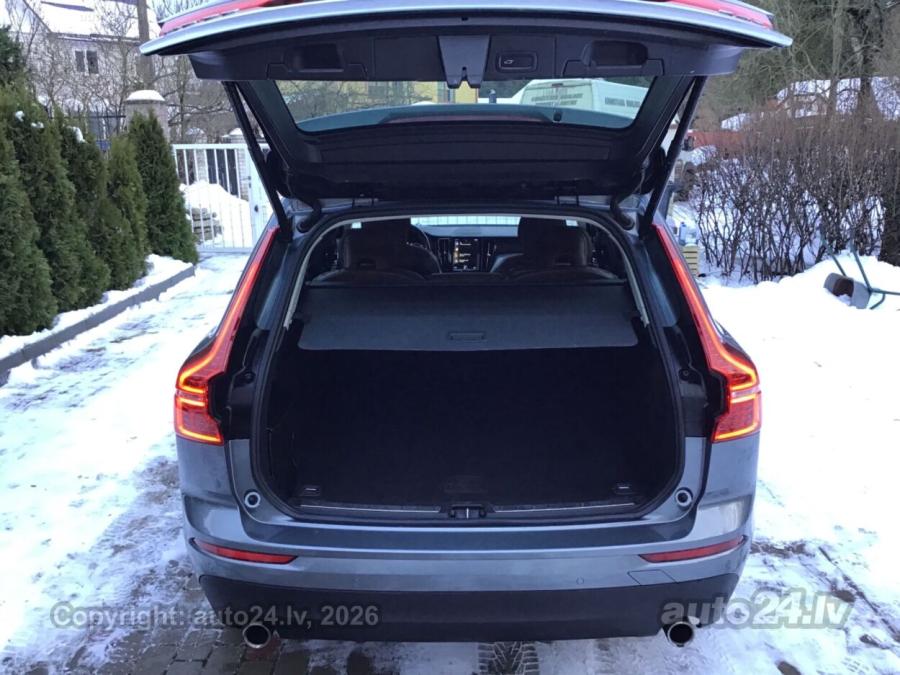 Grey Volvo XC60 2020 in Tallinn, with an engine capacity of 2.00 L and mileage of 127 thousand km for 24500 €, photo 12 on AUTOMOTO.COM.LV