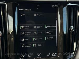 Серый Вольво ХС60 2020 в Пярну, объемом двигателя 2.00 л и пробегом 112 тыс. км за 34900 €, фото 11 на AUTOMOTO.COM.LV
