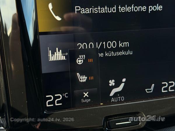 Grey Volvo XC60 2020 in Parnu, with an engine capacity of 2.00 L and mileage of 112 thousand km for 29900 €, photo 9 on AUTOMOTO.COM.LV