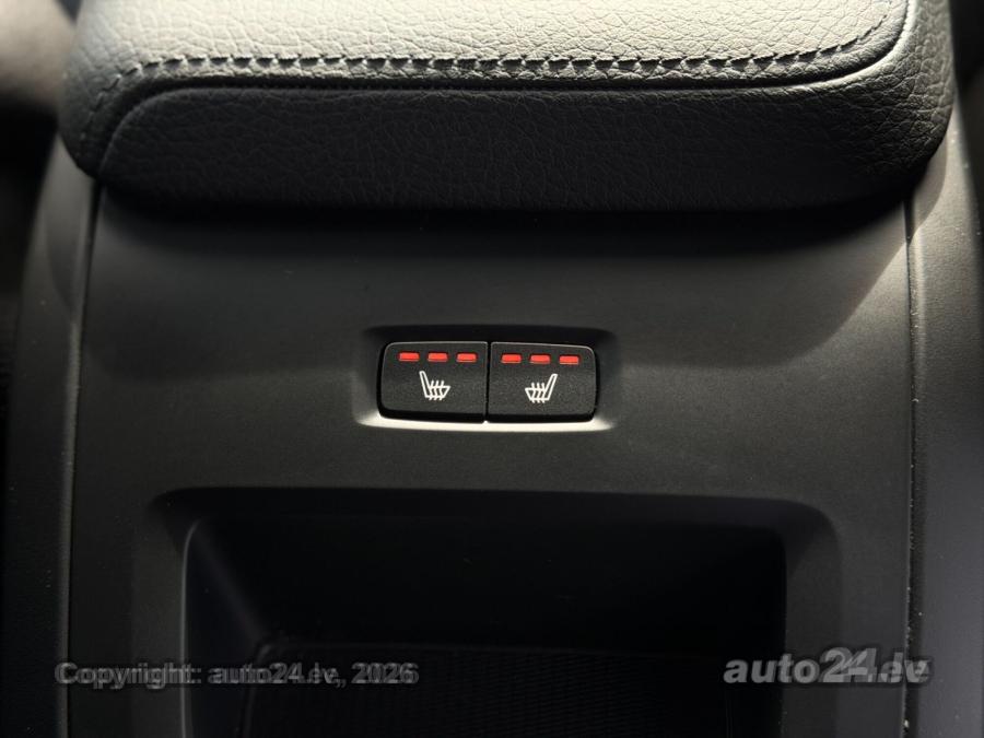 Pelēks Volvo XC60 2020 Pērnava, ar dzinēja tilpumu 2.00 L un nobraukumu 112 tūkst. km par 29900 €, foto 12 vietnē AUTOMOTO.COM.LV