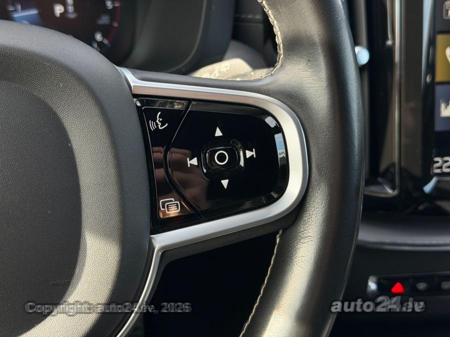 Pelēks Volvo XC60 2020 Pērnava, ar dzinēja tilpumu 2.00 L un nobraukumu 112 tūkst. km par 29900 €, foto 23 vietnē AUTOMOTO.COM.LV