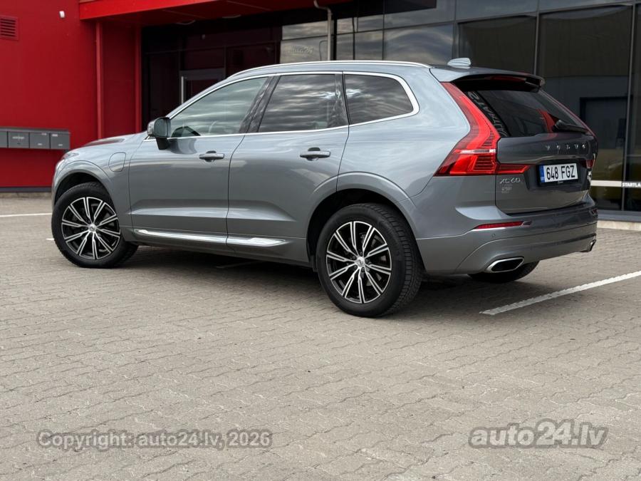 Grey Volvo XC60 2020 in Tallinn, with an engine capacity of 2.00 L and mileage of 164 thousand km for 27900 €, photo 9 on AUTOMOTO.COM.LV