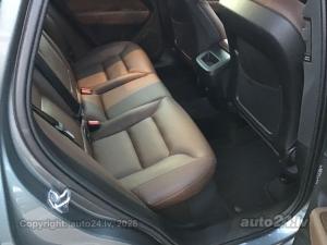 Grey Volvo XC60 2020 in Tallinn, with an engine capacity of 2.00 L and mileage of 130 thousand km for 23500 €, photo 11 on AUTOMOTO.COM.LV