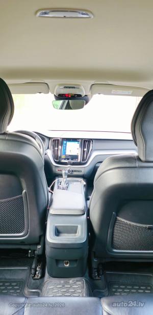 Grey Volvo XC60 2020 in Narva, with an engine capacity of 2.00 L and mileage of 146 thousand km for 25000 €, photo 12 on AUTOMOTO.COM.LV