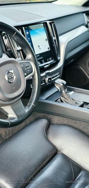 Grey Volvo XC60 2020 in Narva, with an engine capacity of 2.00 L and mileage of 146 thousand km for 25000 €, photo 13 on AUTOMOTO.COM.LV