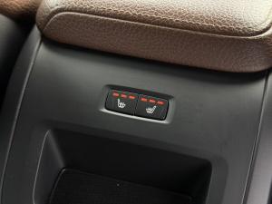 Pelēks Volvo XC60 2021 Pērnava, ar dzinēja tilpumu 2.00 L un nobraukumu 114 tūkst. km par 31900 €, foto 19 vietnē AUTOMOTO.COM.LV
