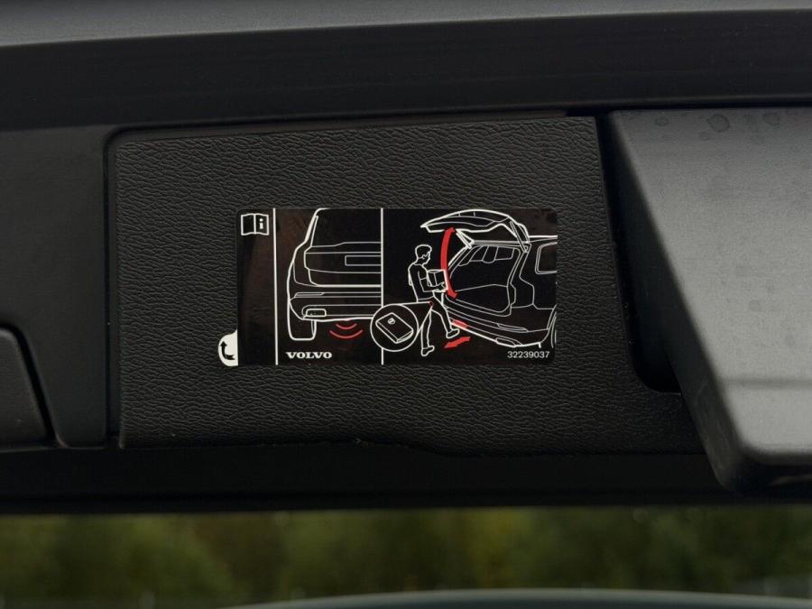 Pelēks Volvo XC60 2021 Pērnava, ar dzinēja tilpumu 2.00 L un nobraukumu 114 tūkst. km par 31900 €, foto 21 vietnē AUTOMOTO.COM.LV
