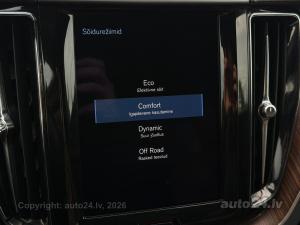 Серый Вольво ХС60 2021 в Пярну, объемом двигателя 2.00 л и пробегом 114 тыс. км за 31900 €, фото 17 на AUTOMOTO.COM.LV