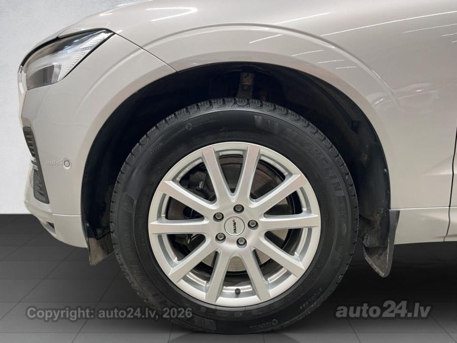 Pelēks Volvo XC60 2022 Tallina, ar dzinēja tilpumu 2.00 L un nobraukumu 141 tūkst. km par 29900 €, foto 15 vietnē AUTOMOTO.COM.LV