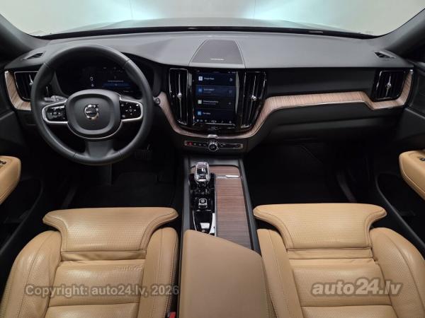 Pelēks Volvo XC60 2022 Tallina, ar dzinēja tilpumu 2.00 L un nobraukumu 50 tūkst. km par 41900 €, foto 7 vietnē AUTOMOTO.COM.LV
