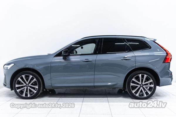Pelēks Volvo XC60 2022 Tallina, ar dzinēja tilpumu 2.00 L un nobraukumu 0 tūkst. km par 49000 €, foto 4 vietnē AUTOMOTO.COM.LV