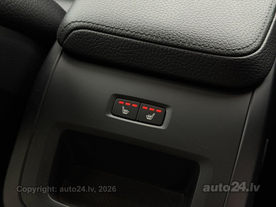 Pelēks Volvo XC60 2022 Pērnava, ar dzinēja tilpumu 2.00 L un nobraukumu 142 tūkst. km par 32900 €, foto 10 vietnē AUTOMOTO.COM.LV
