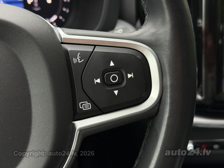 Pelēks Volvo XC60 2022 Pērnava, ar dzinēja tilpumu 2.00 L un nobraukumu 142 tūkst. km par 32900 €, foto 24 vietnē AUTOMOTO.COM.LV