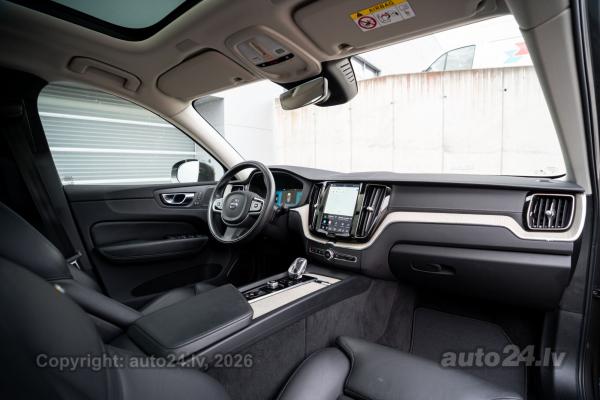 Grey Volvo XC60 2022 in Tartu, with an engine capacity of 2.00 L and mileage of 121 thousand km for 34900 €, photo 3 on AUTOMOTO.COM.LV