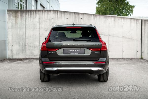 Grey Volvo XC60 2022 in Tartu, with an engine capacity of 2.00 L and mileage of 121 thousand km for 34900 €, photo 6 on AUTOMOTO.COM.LV