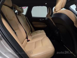 Grey Volvo XC60 2023 in Tallinn, with an engine capacity of 2.00 L and mileage of 92 thousand km for 43900 €, photo 21 on AUTOMOTO.COM.LV