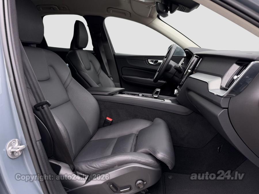 Pelēks Volvo XC60 2023 Pērnava, ar dzinēja tilpumu 2.00 L un nobraukumu 42 tūkst. km par 39900 €, foto 6 vietnē AUTOMOTO.COM.LV