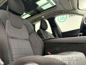 Pelēks Volvo XC60 2023 Tallina, ar dzinēja tilpumu 2.00 L un nobraukumu 55 tūkst. km par 47990 €, foto 15 vietnē AUTOMOTO.COM.LV