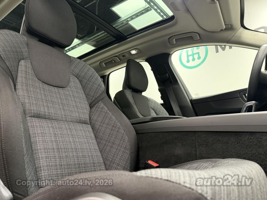 Pelēks Volvo XC60 2023 Tallina, ar dzinēja tilpumu 2.00 L un nobraukumu 55 tūkst. km par 47990 €, foto 15 vietnē AUTOMOTO.COM.LV