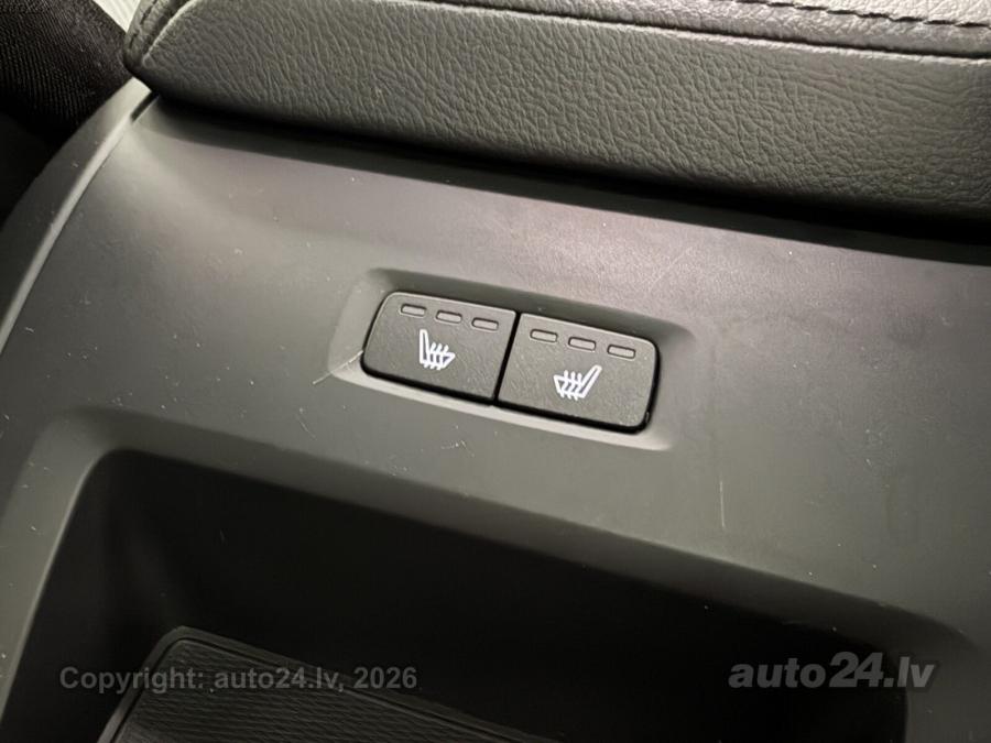 Pelēks Volvo XC60 2023 Tallina, ar dzinēja tilpumu 2.00 L un nobraukumu 55 tūkst. km par 47990 €, foto 18 vietnē AUTOMOTO.COM.LV