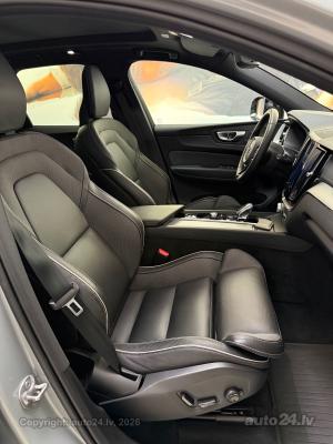 Pelēks Volvo XC60 2024 Viljandi, ar dzinēja tilpumu 2.00 L un nobraukumu 47 tūkst. km par 51000 €, foto 9 vietnē AUTOMOTO.COM.LV