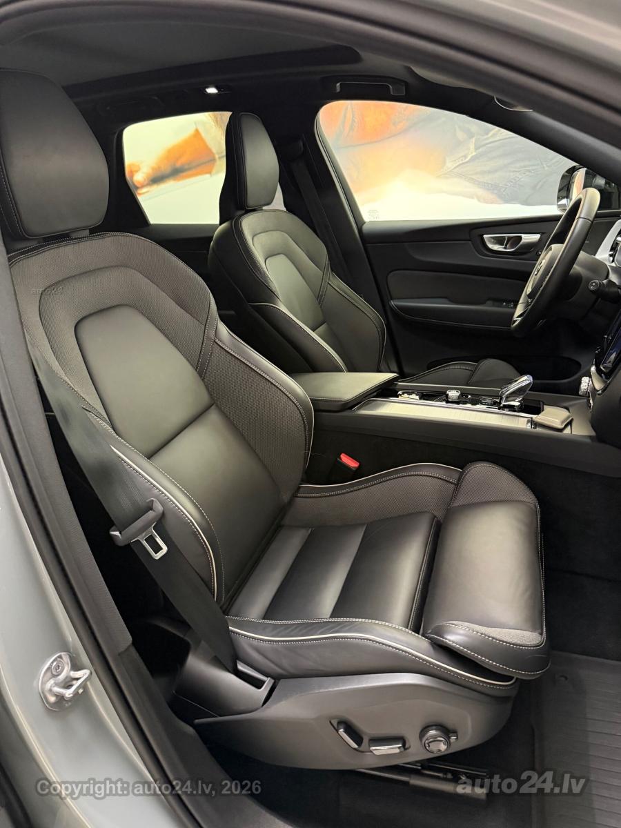 Pelēks Volvo XC60 2024 Viljandi, ar dzinēja tilpumu 2.00 L un nobraukumu 47 tūkst. km par 51000 €, foto 10 vietnē AUTOMOTO.COM.LV