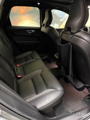 Pelēks Volvo XC60 2024 Viljandi, ar dzinēja tilpumu 2.00 L un nobraukumu 47 tūkst. km par 51000 €, foto 12 vietnē AUTOMOTO.COM.LV