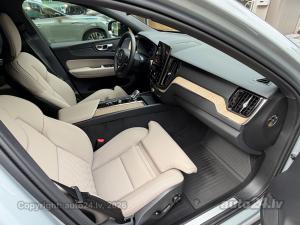 Pelēks Volvo XC60 2026 Tartu, ar dzinēja tilpumu 2.00 L un nobraukumu 990 tūkst. km par 57900 €, foto 5 vietnē AUTOMOTO.COM.LV