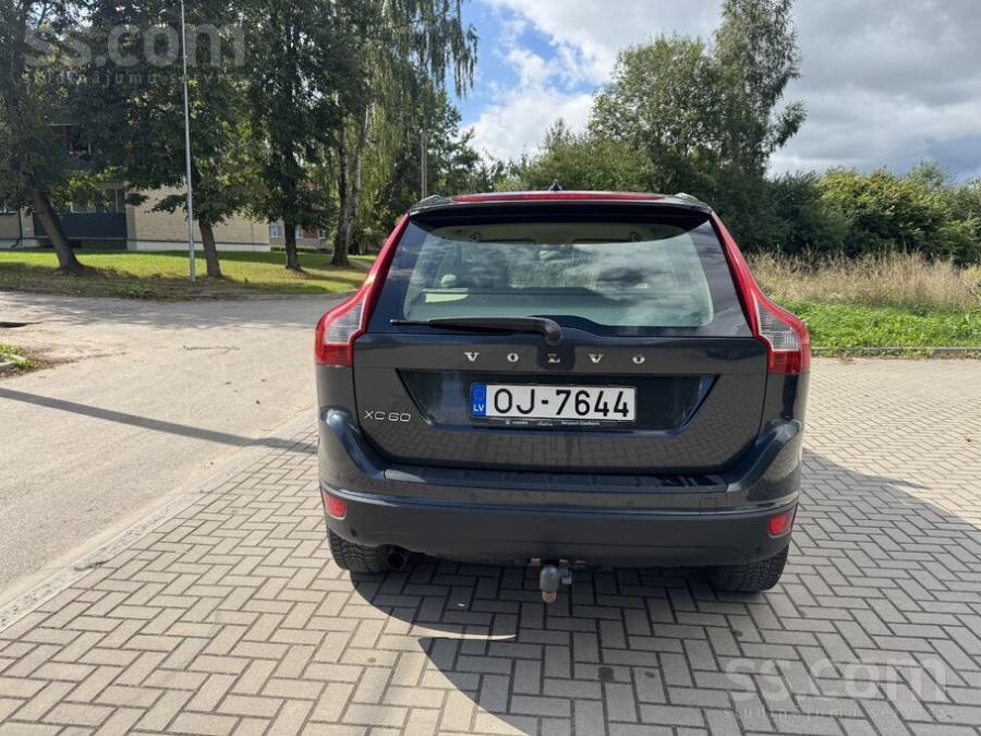 Volvo XC60 2009 Jēkabpils, ar dzinēja tilpumu 2.40 L un nobraukumu 321 tūkst. km par 5400 €, foto 5 vietnē AUTOMOTO.COM.LV