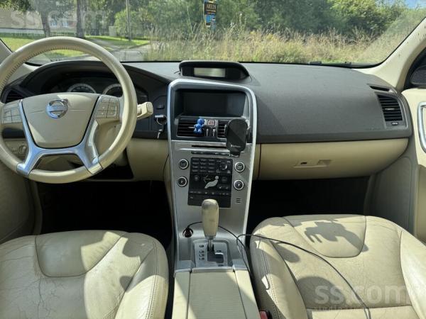 Volvo XC60 2009 Jēkabpils, ar dzinēja tilpumu 2.40 L un nobraukumu 321 tūkst. km par 5400 €, foto 6 vietnē AUTOMOTO.COM.LV