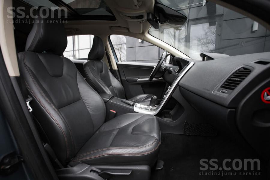 Volvo XC60 2009 Jelgava, ar dzinēja tilpumu 2.40 L un nobraukumu 0 tūkst. km par 8890 €, foto 16 vietnē AUTOMOTO.COM.LV