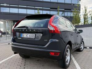 Volvo XC60 2009 in Kaunas, with an engine capacity of 2.40 L and mileage of 330 thousand km for 5999 €, photo 3 on AUTOMOTO.COM.LV
