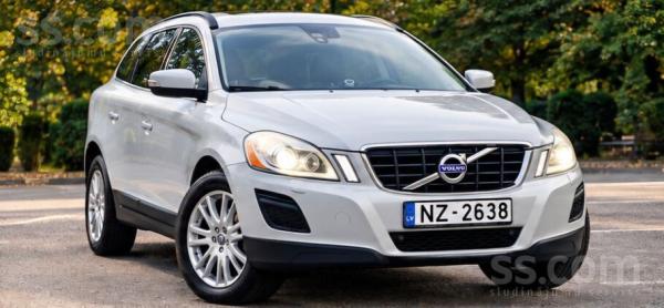 Volvo XC60 2010 Jelgava vietnē Volvo XC60 2010 Jelgava, ar dzinēja tilpumu 2.00 L un nobraukumu 377 tūkst. km par 7200 €, foto 1 vietnē AUTOMOTO.COM.LV